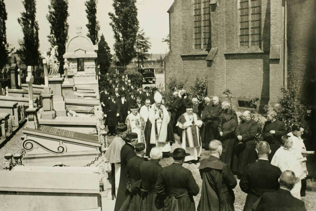 Historie - Begraafplaats Orthen